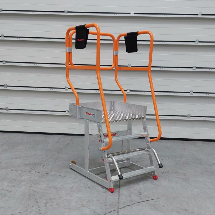 Podest roboczy do serwisowania maszyn Spec RJ401 - Faraone Poland